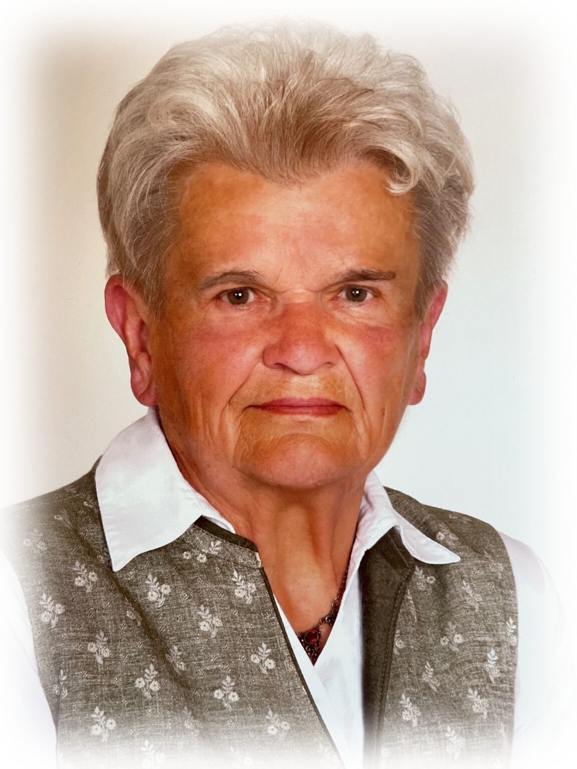 Theresia Strasser – Bestattung Grünzweig